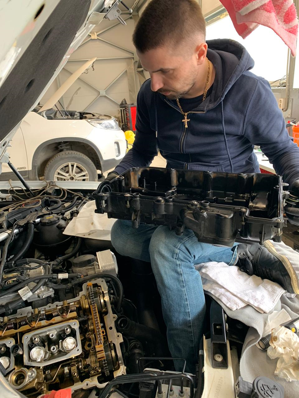 Замена прокладок клапанной крышки N20 — BMW X3 (F25), 2 л, 2013 года ...