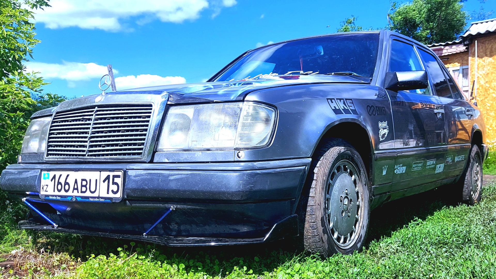Mercedes-Benz E-Class (W124) 3.0 бензиновый 1987 | Custom на DRIVE2