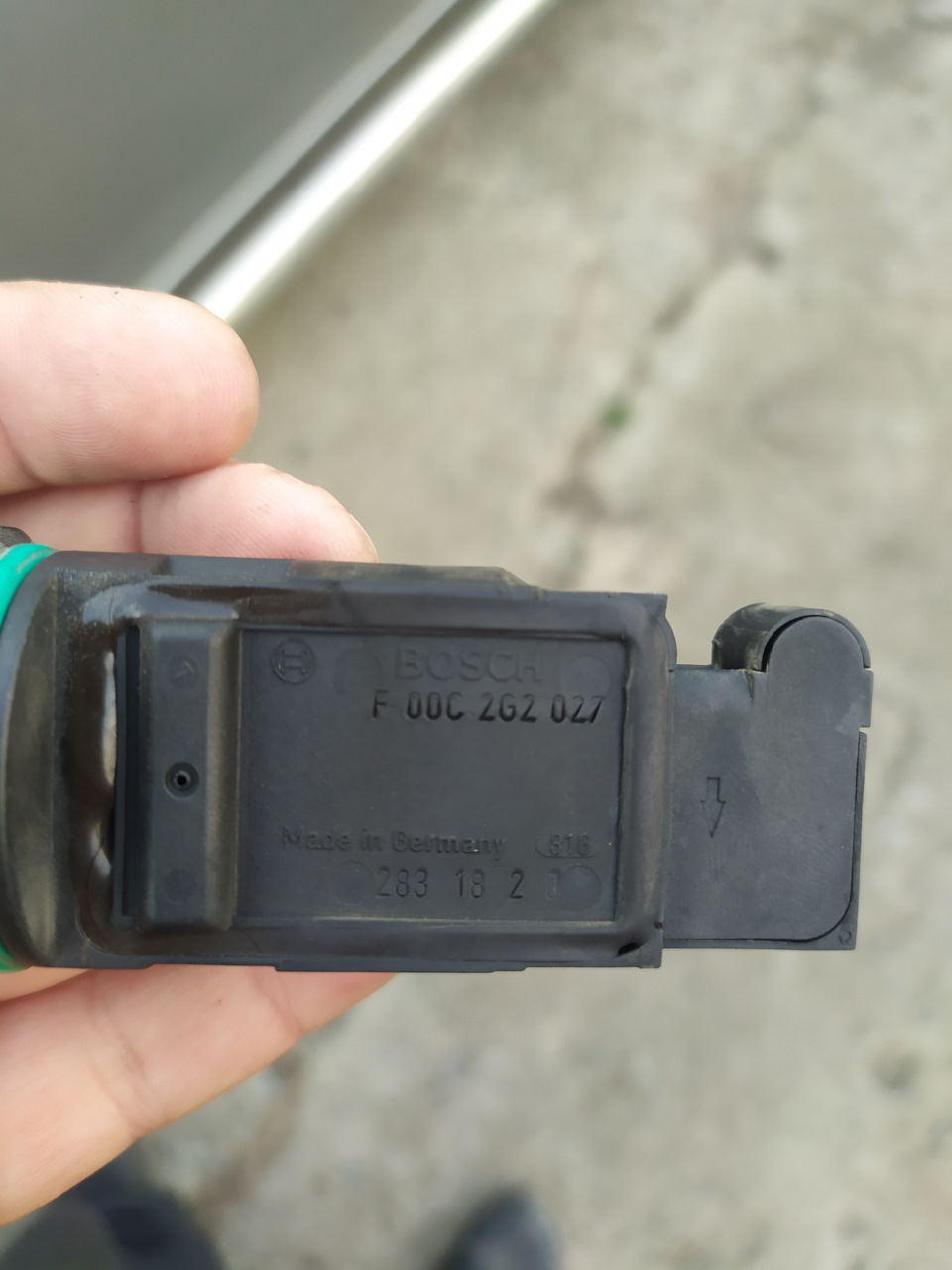 F00C2G2027 Измеритель потока воздуха (расходомер), VAG | Запчасти на DRIVE2