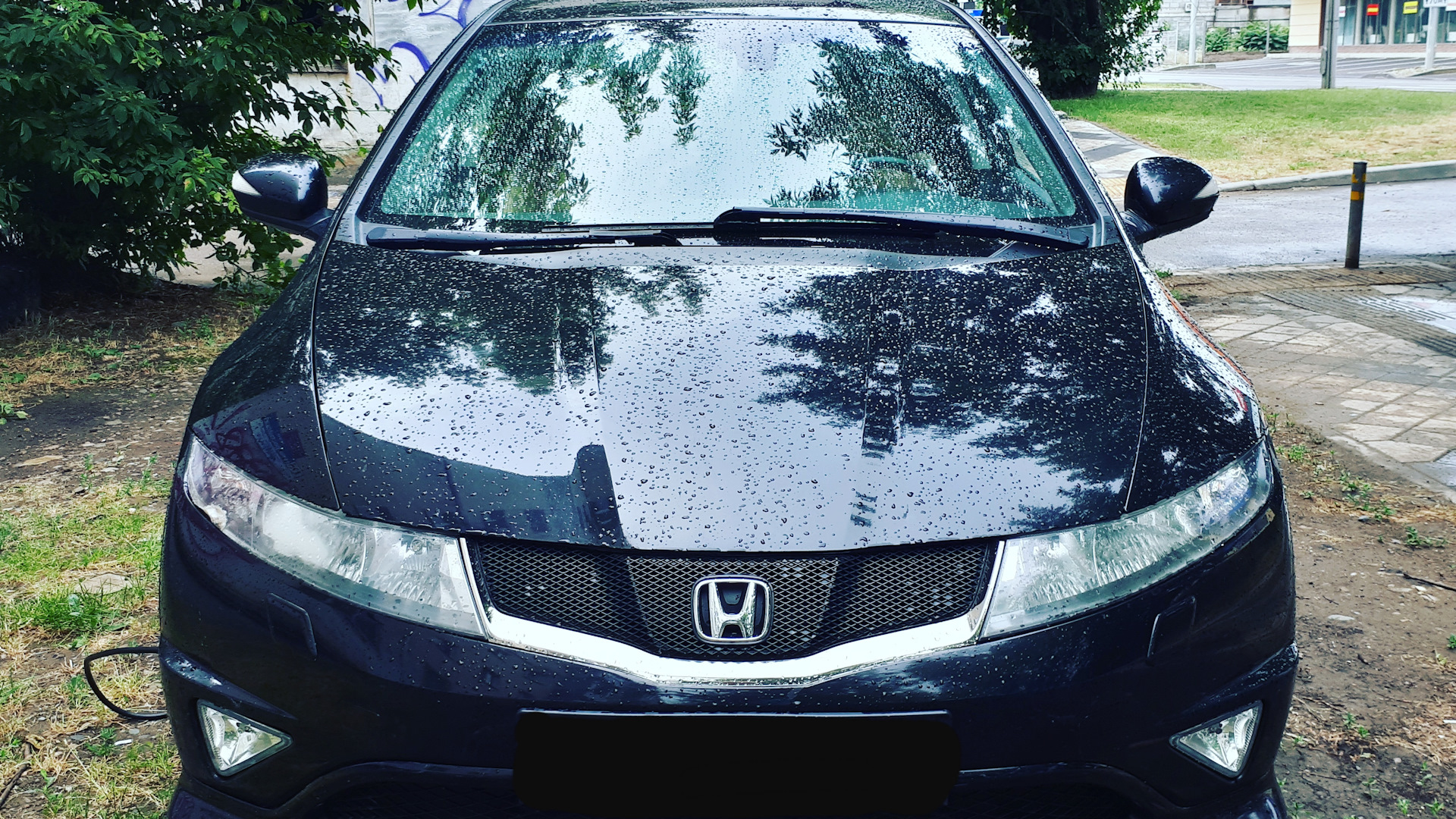 Honda Civic Hatchback (8G) 1.8 бензиновый 2008 | Black and white на DRIVE2