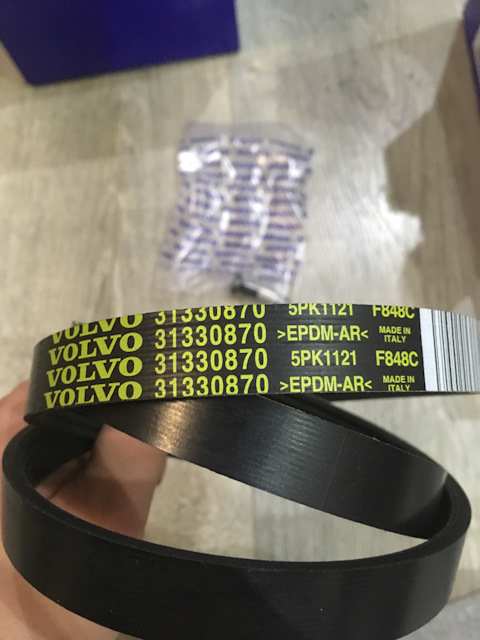 31330870 Поликлиновый ремень. Число ручьев 5 Volvo | Запчасти на DRIVE2