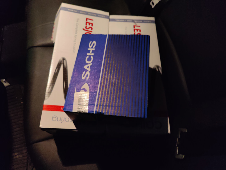 BMW F10 замена пружин задних, прокладок и отбойников — BMW 5 series ...