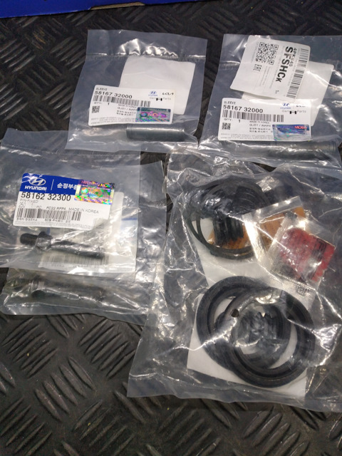 5816232300 Направляющая суппорта переднего тормоза KIA HYUNDAI ...