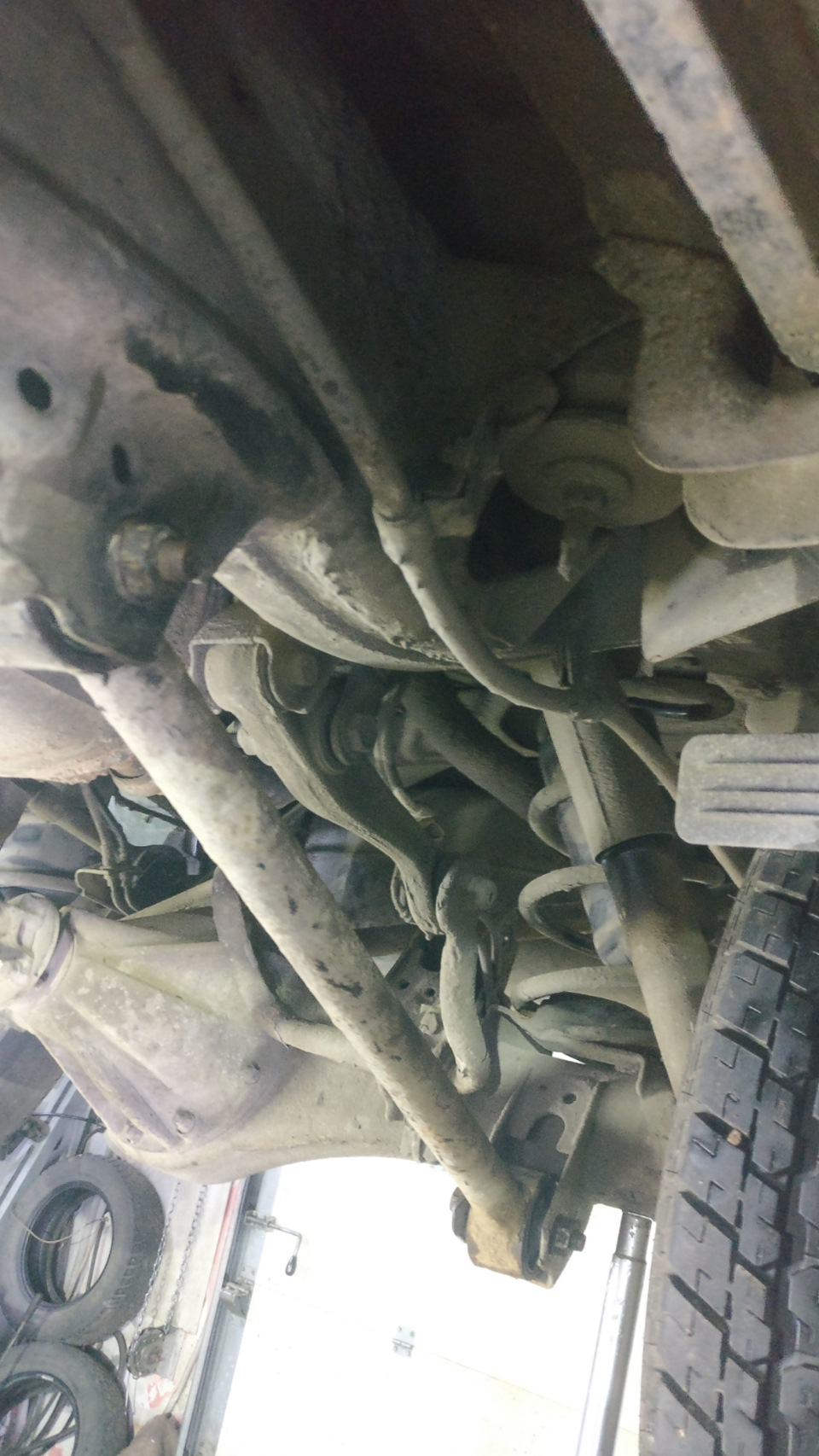 Ревизия и ремонт ходовой — Toyota Land Cruiser 200, 4,7 л, 2008 года ...