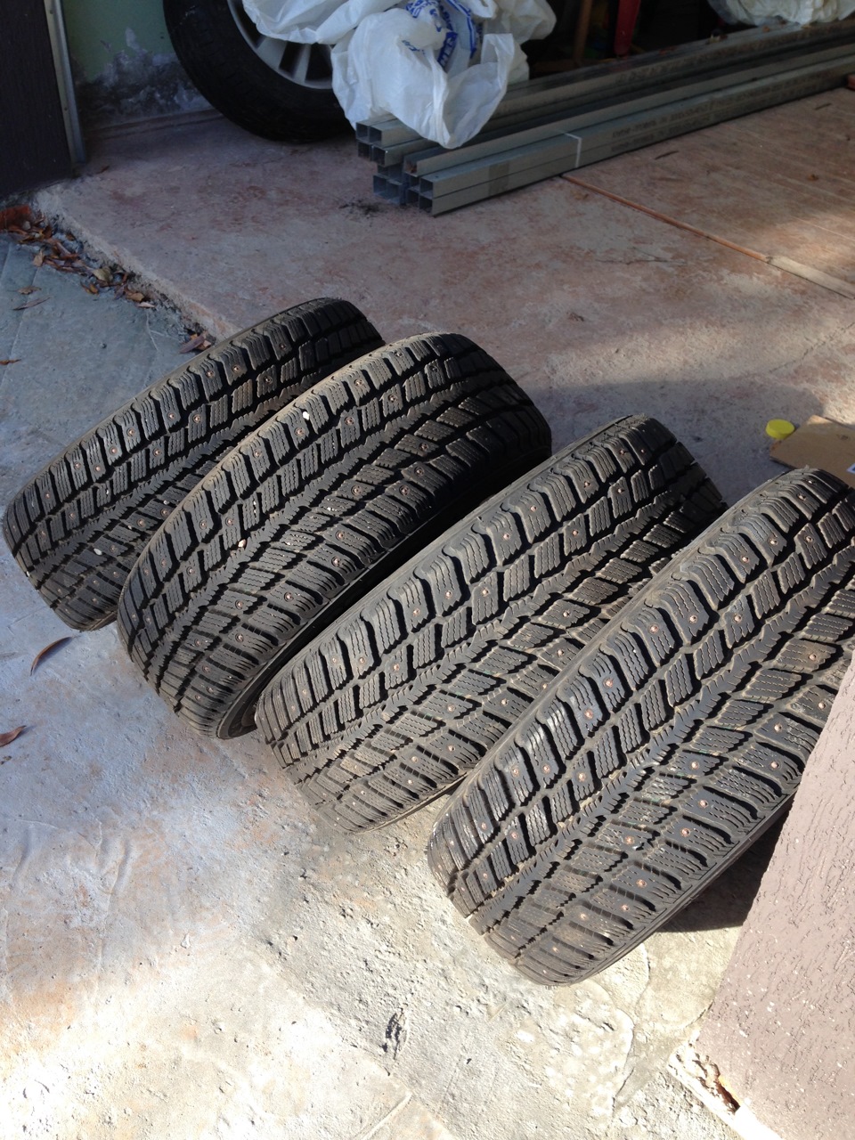 Продал резину Roadstone WINGUARD 231 205/55 R16 91T — Peugeot 308 (1G ...