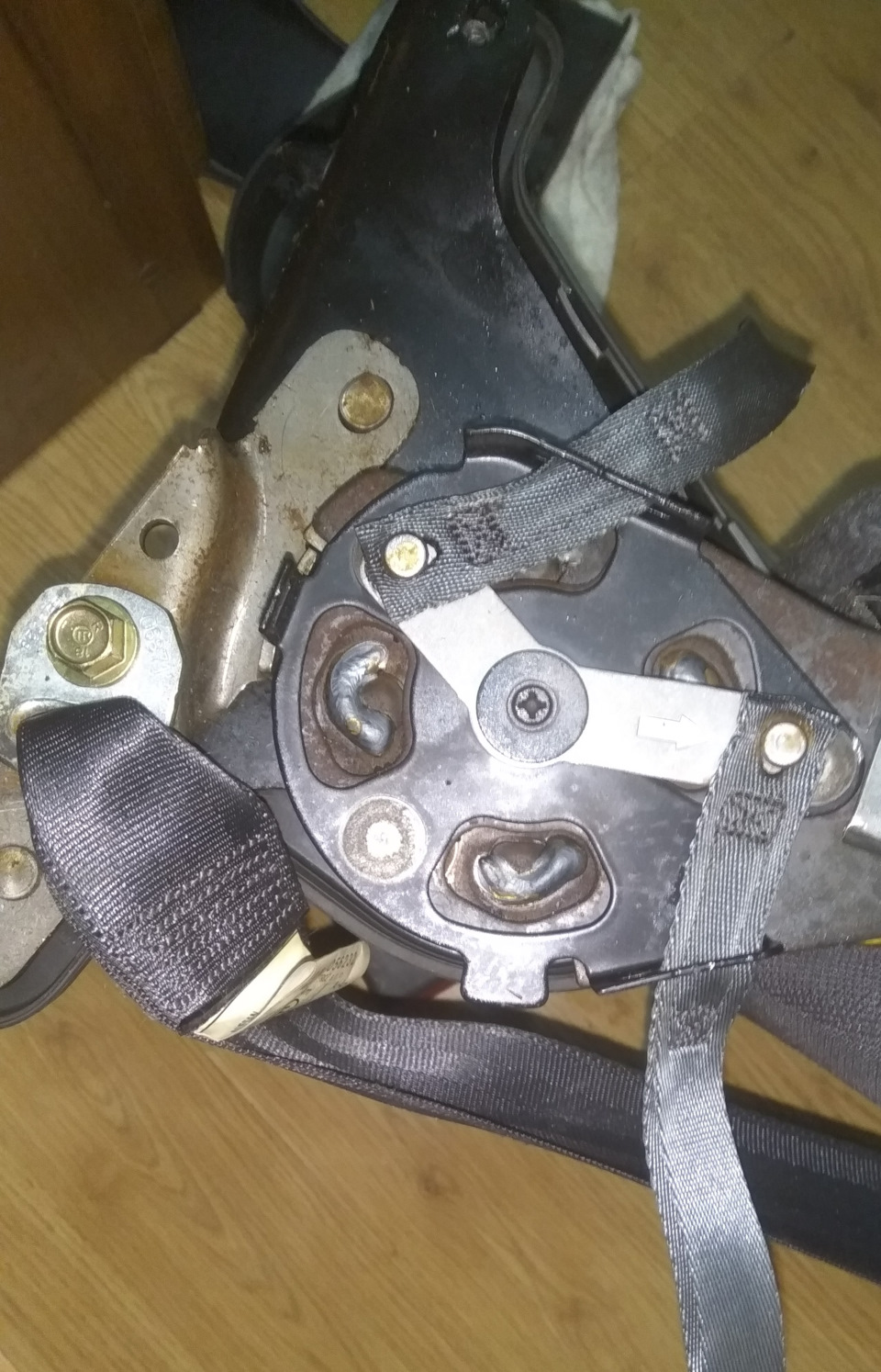 Доработка второго ряда сидений — Nissan Pathfinder (3G), 2,5 л, 2006 ...
