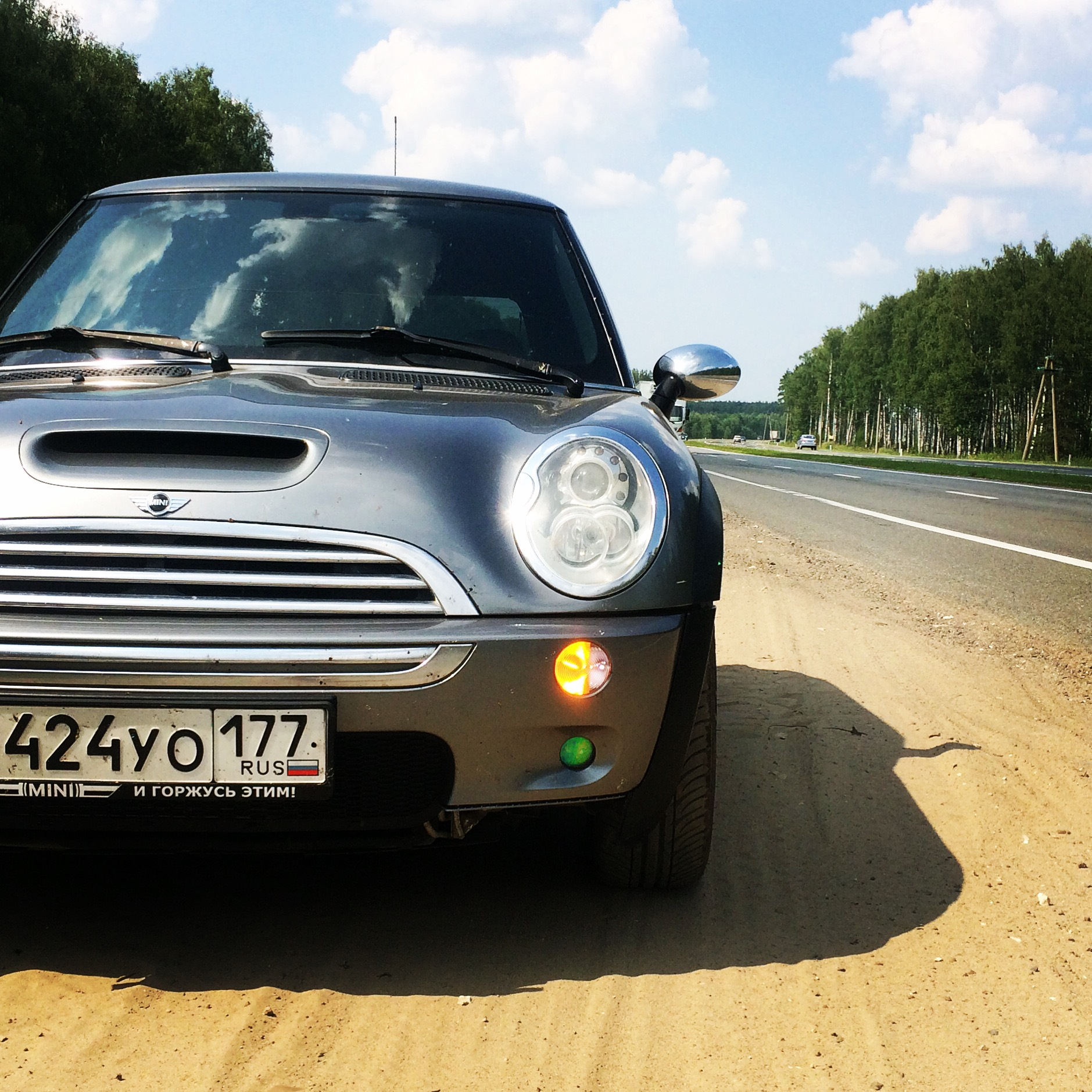 дворники и передняя юбка — MINI Cooper S Mk I, 1,6 л, 2005 года ...