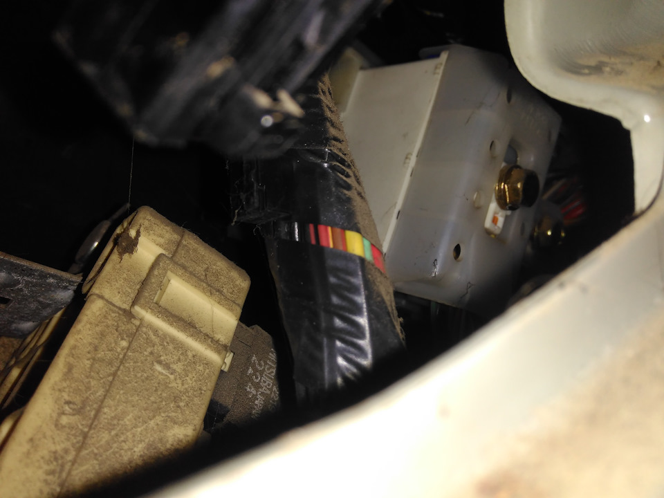 Знаменитый центральный замок у Легася BF5 — Subaru Legacy (BC/BJ/BF), 2 ...