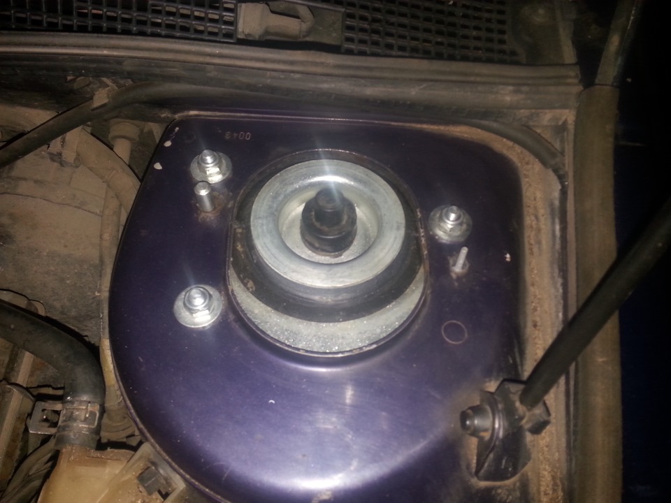 опоры стоек — Renault Laguna I, 1,8 л, 1994 года | своими руками | DRIVE2