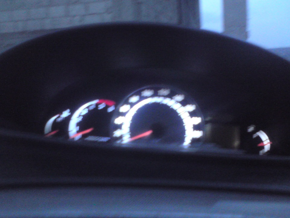 Вот такая подсветка) — Hyundai Matrix, 1,5 л, 2003 года | тюнинг | DRIVE2