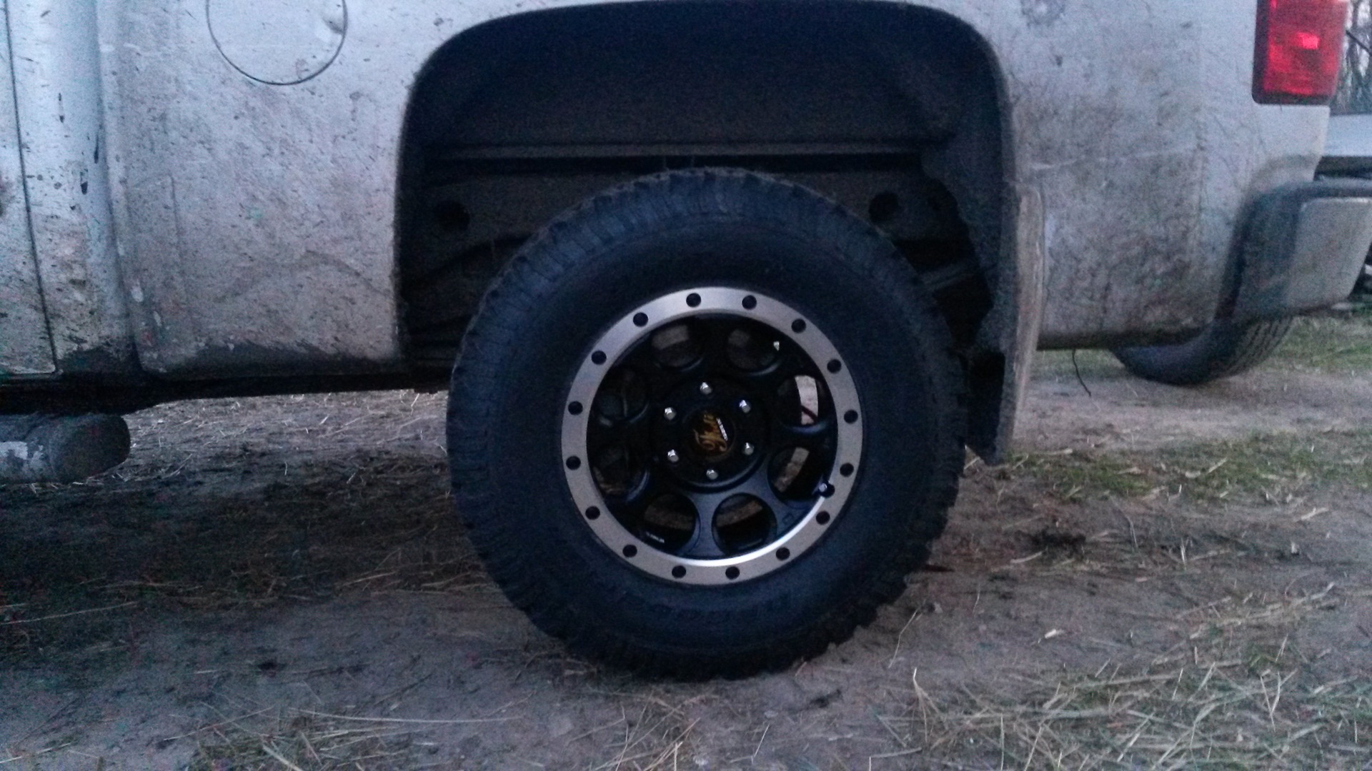 О том, как в лето переобулись — Chevrolet Silverado (GMT900), 6,2 л ...