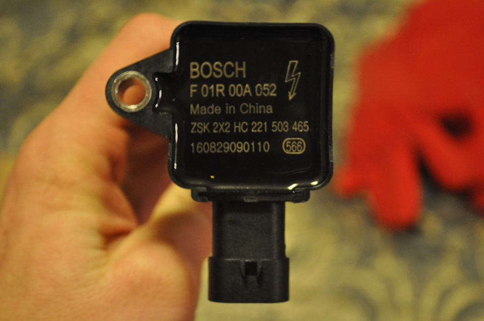 F01R00A052 Катушка зажигания BOSCH | Запчасти на DRIVE2
