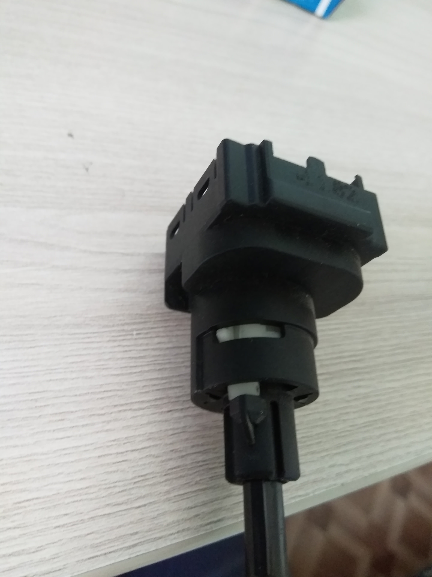 01435-Датчик давления 1 в тормозной системе-G201 35-10 — Непостоянно ...