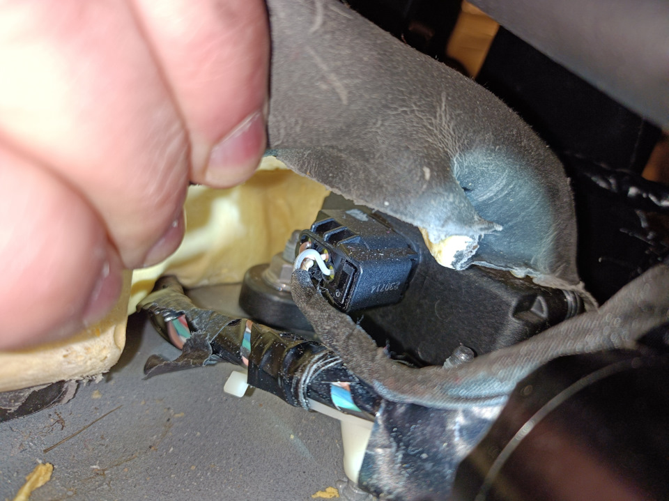 #46 Extended Grip — Renault Grand Scenic III, 1,6 л, 2014 года ...