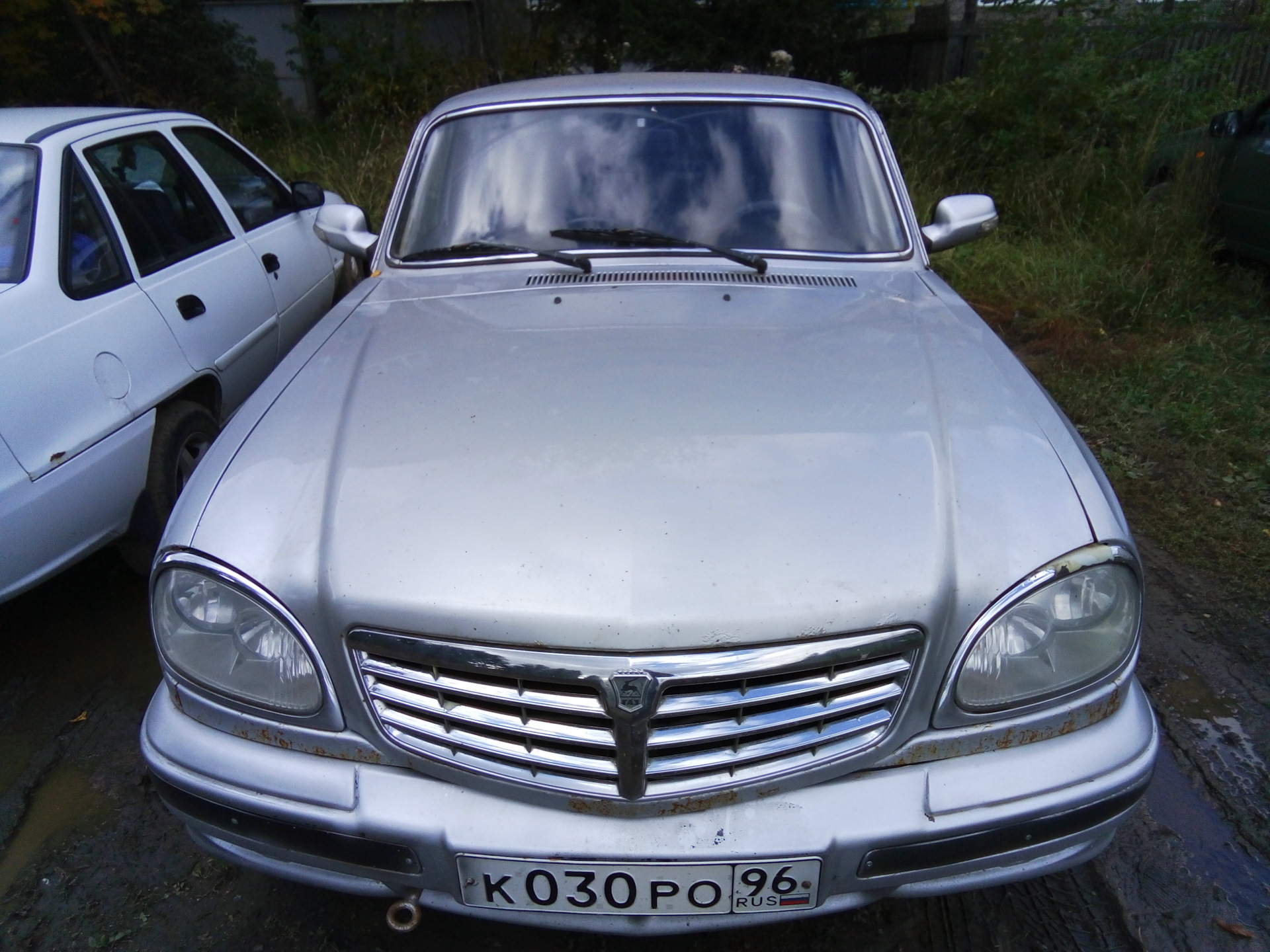 Продаю по запчастям волгу 31105, рестайлинг, двс крайслер — DRIVE2