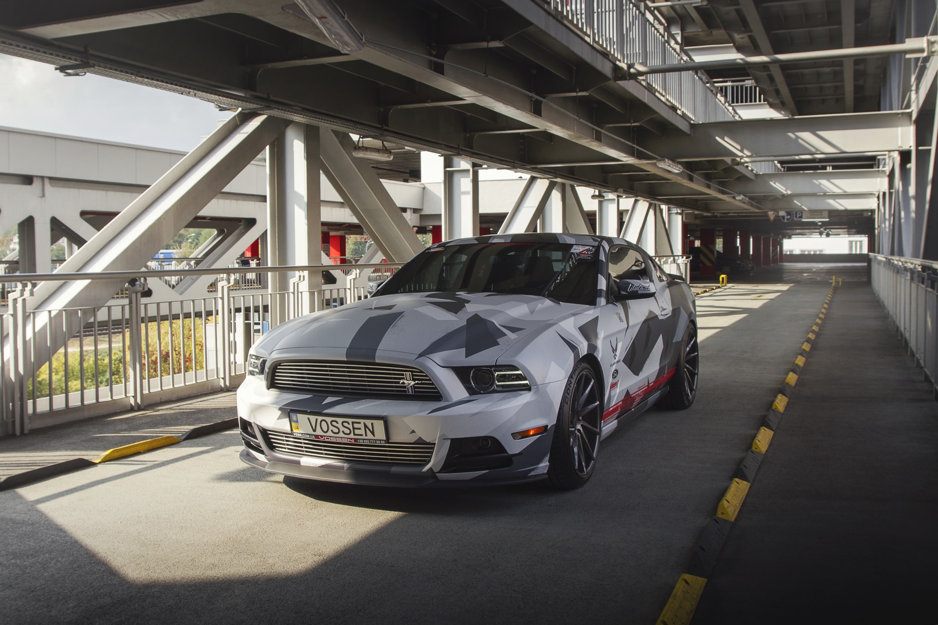 Тизер ) — Ford Mustang (5G), 3,7 л, 2014 года | фотография | DRIVE2