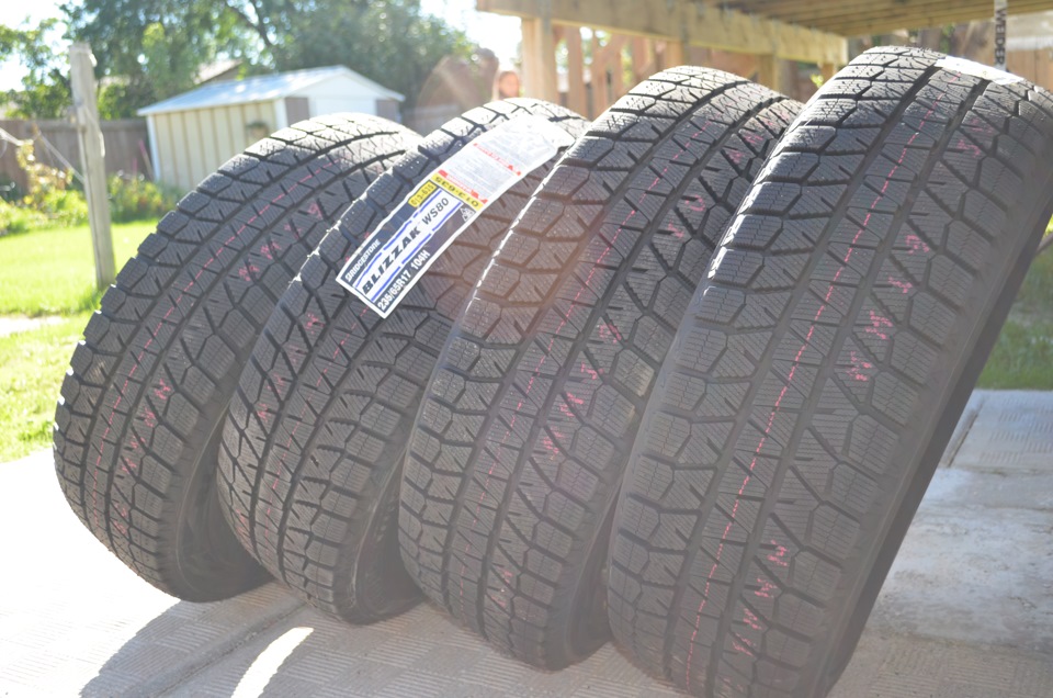Зимний подарок кадику :) — Cadillac SRX (1G), 3,6 л, 2004 года | шины ...