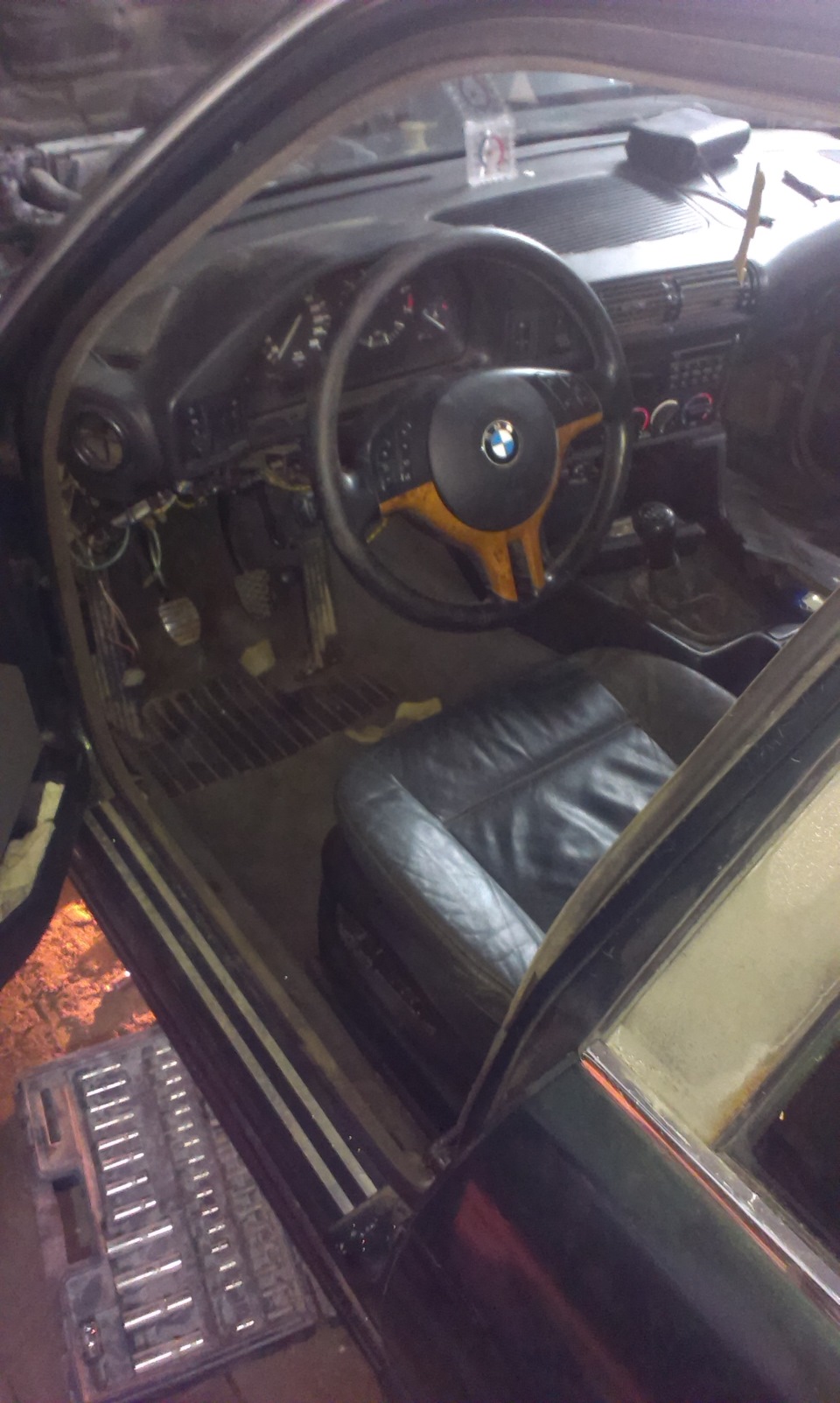 Установка злектро сидений и руля от х5 — BMW 5 series (E34), 2,5 л ...