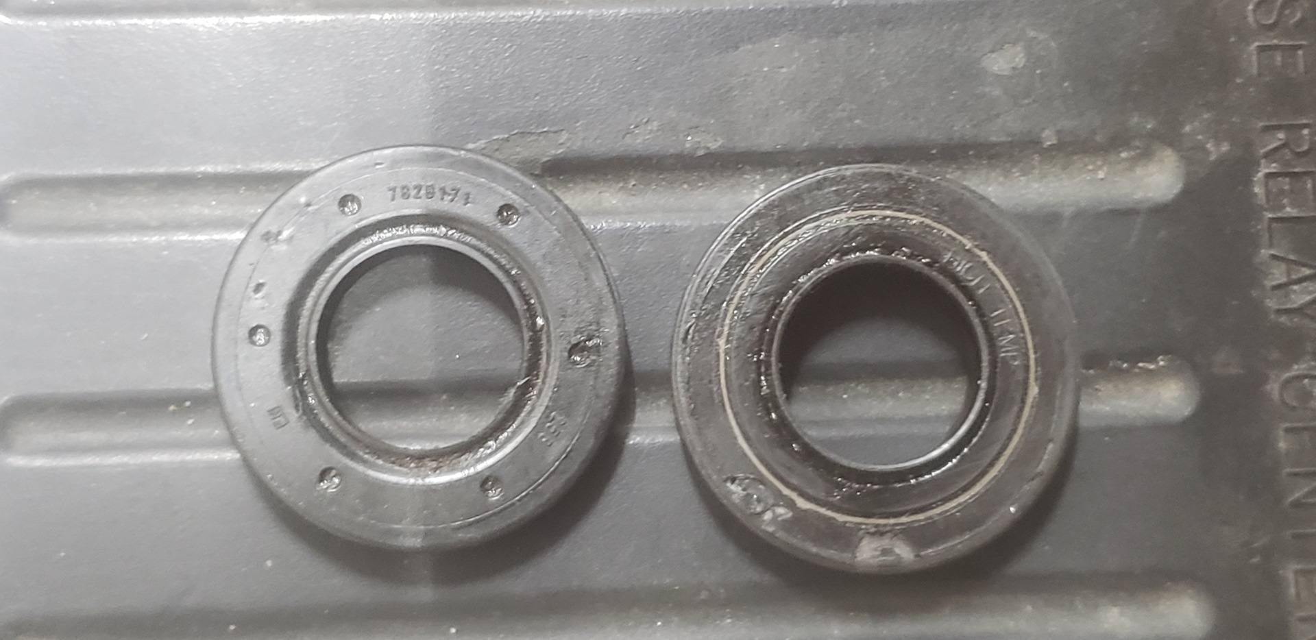 Замена верхнего сальника рулевой — Daewoo Leganza, 1,8 л, 1999 года ...