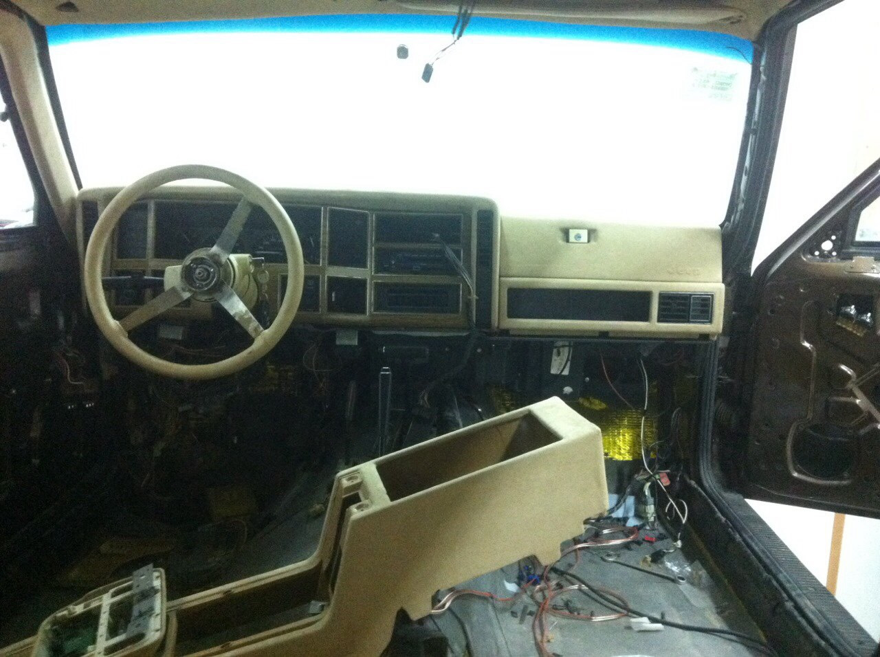 сборка салона продолжается part 2 — Jeep Wagoneer (1G), 4 л, 1987 года ...
