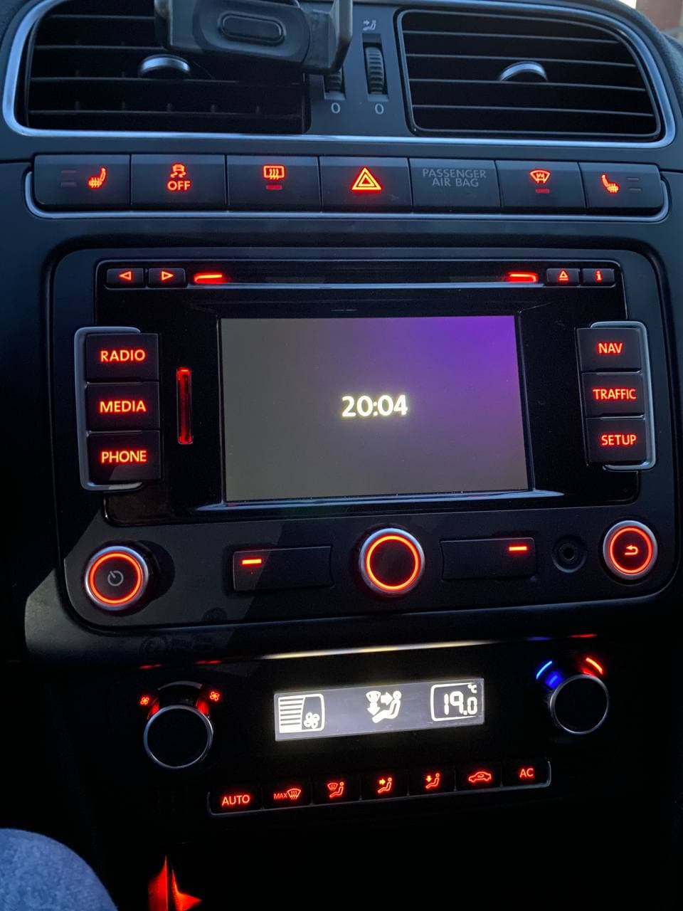 #5. RNS 310 — Volkswagen Polo Sedan, 1,6 л, 2011 года | автозвук | DRIVE2