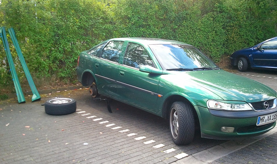 Пороги от MS Design — Opel Vectra B, 1,6 л, 1997 года | тюнинг | DRIVE2