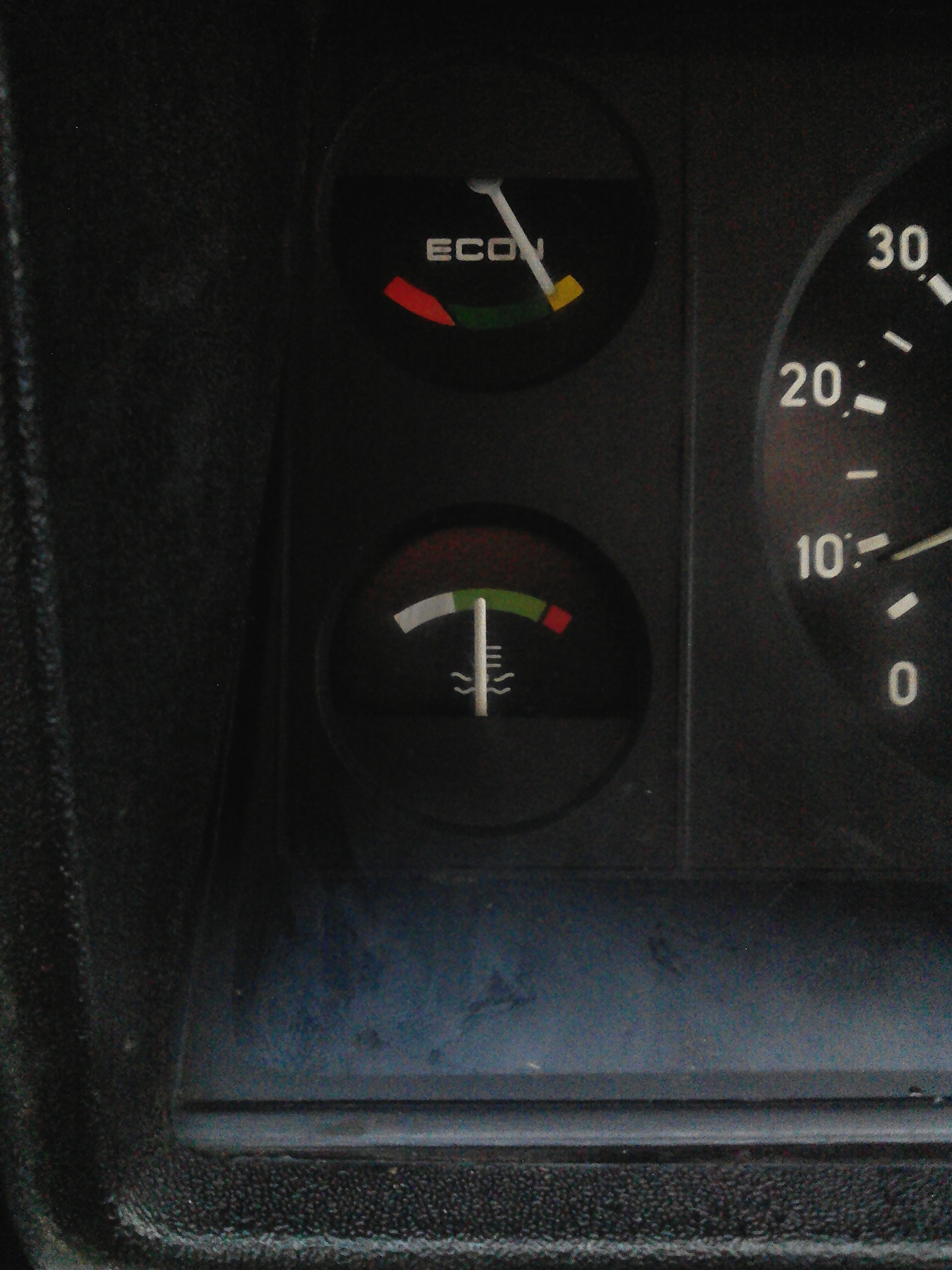 Замена датчика температуры охлаждающей жидкости. — Lada 210740, 1,6 л ...