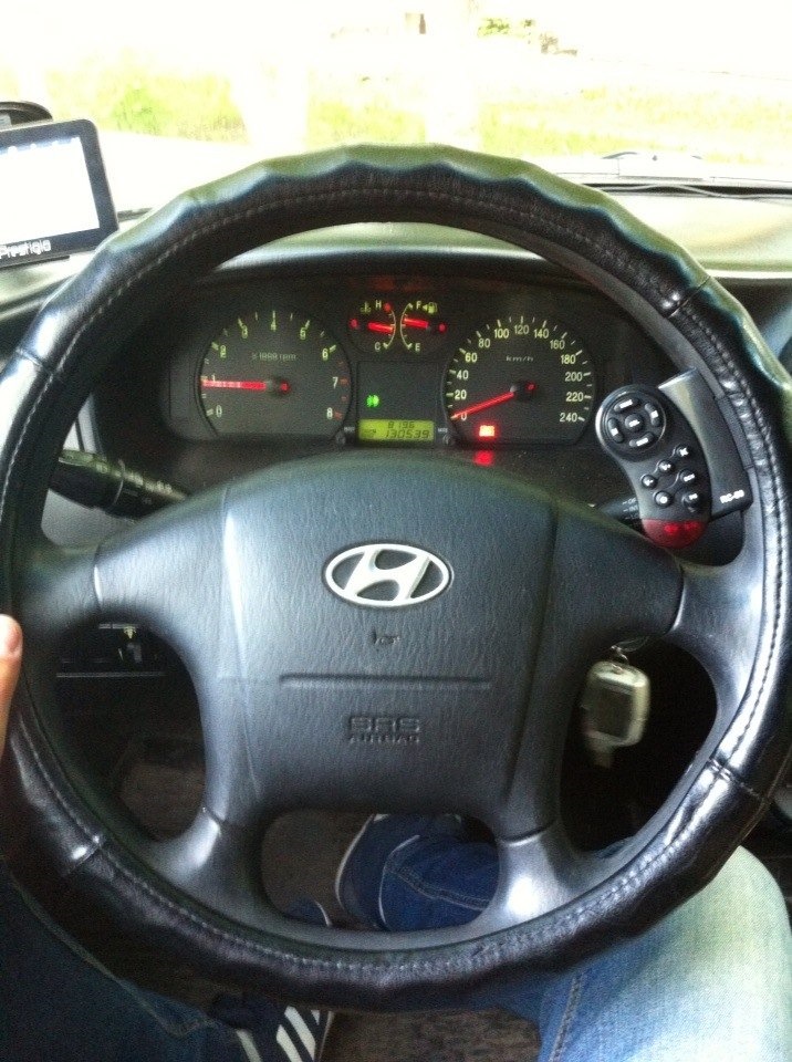 Пульт Д/У — Hyundai Sonata IV (EF), 2 л, 2007 года | другое | DRIVE2
