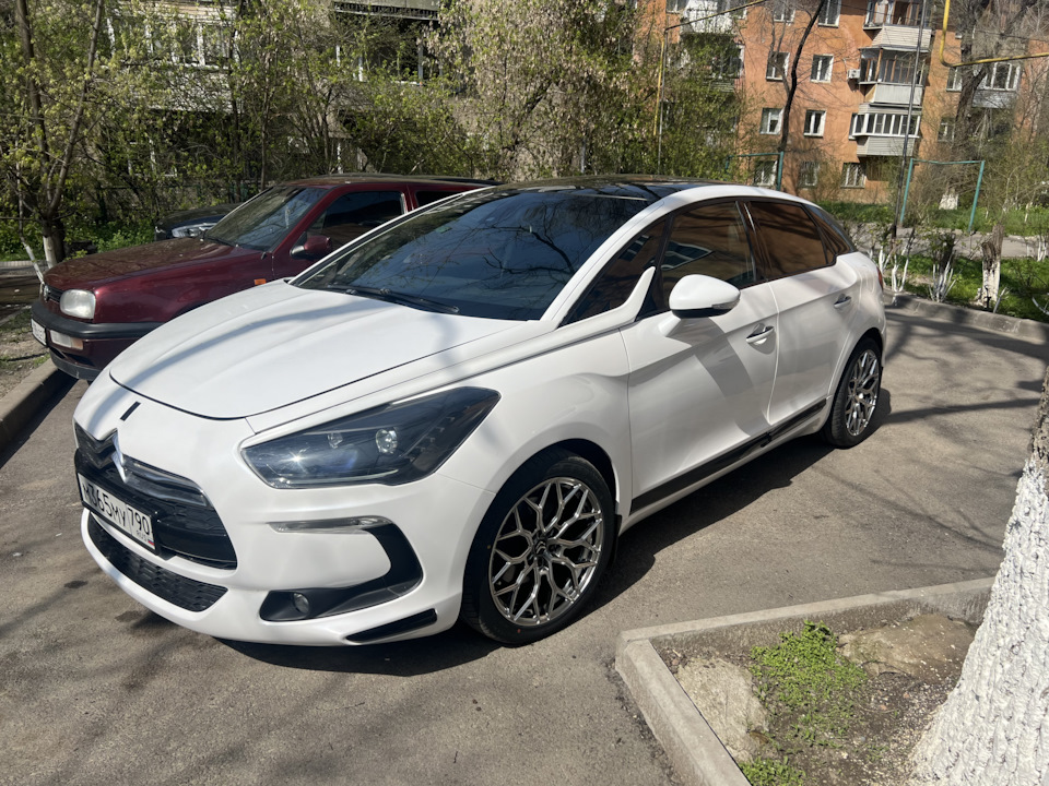 Каретные колеса ))) — Citroen DS5, 1,6 л, 2015 года | тюнинг | DRIVE2