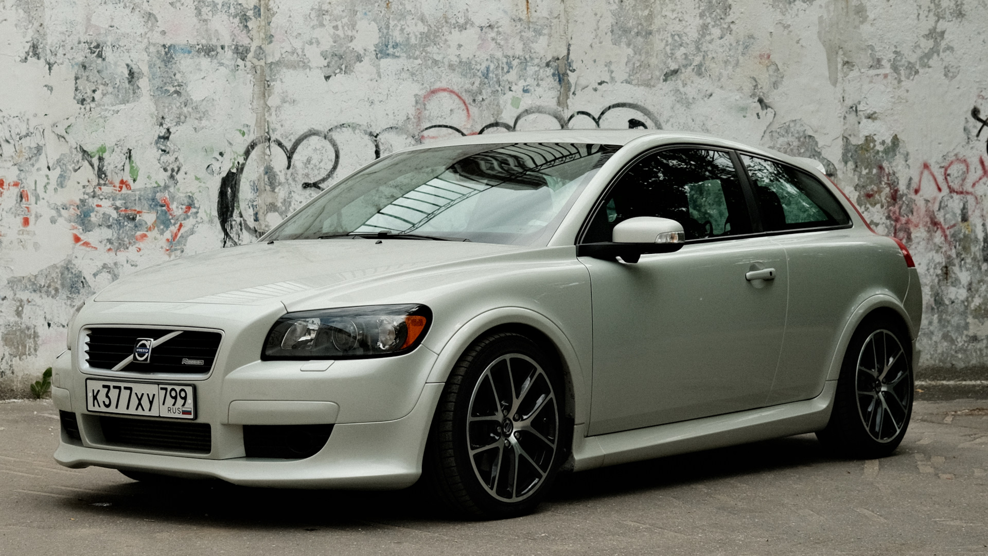 Volvo C30 2.5 бензиновый 2007 | T5 на DRIVE2