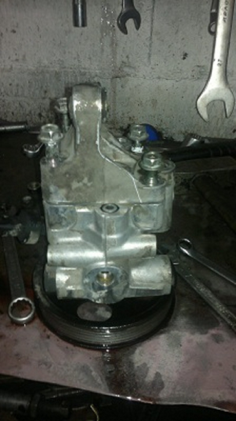 Насос ГУР от VVT-I мотора на UCF-10 — Lexus LS (UCF10), 4 л, 1994 года ...