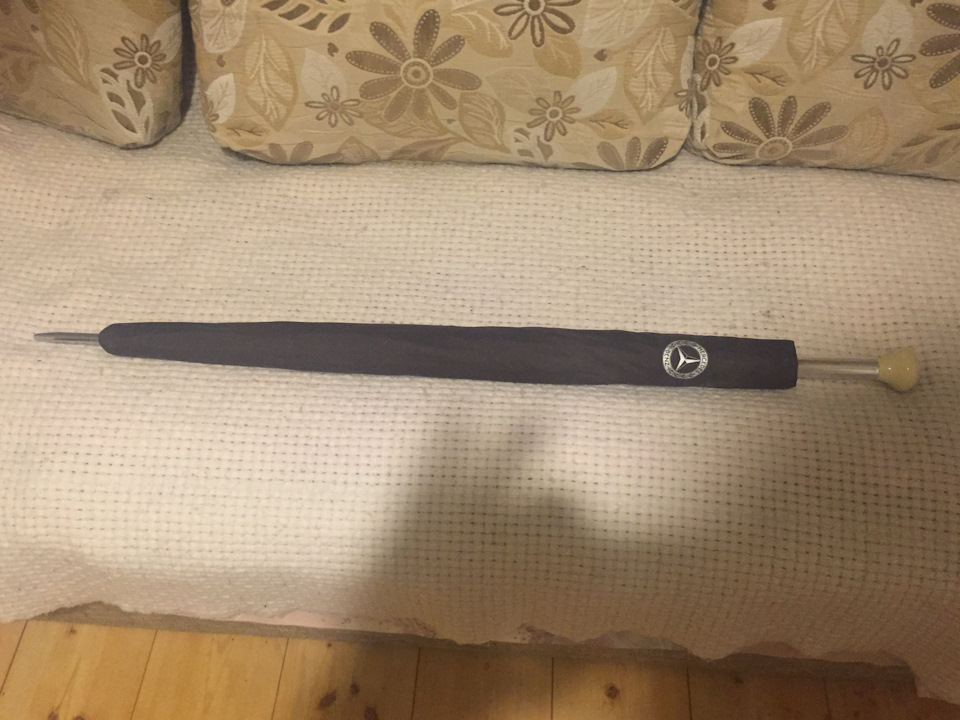 Зонтик — Mercedes-Benz Vito (1G), 2,2 л, 2003 года | аксессуары | DRIVE2