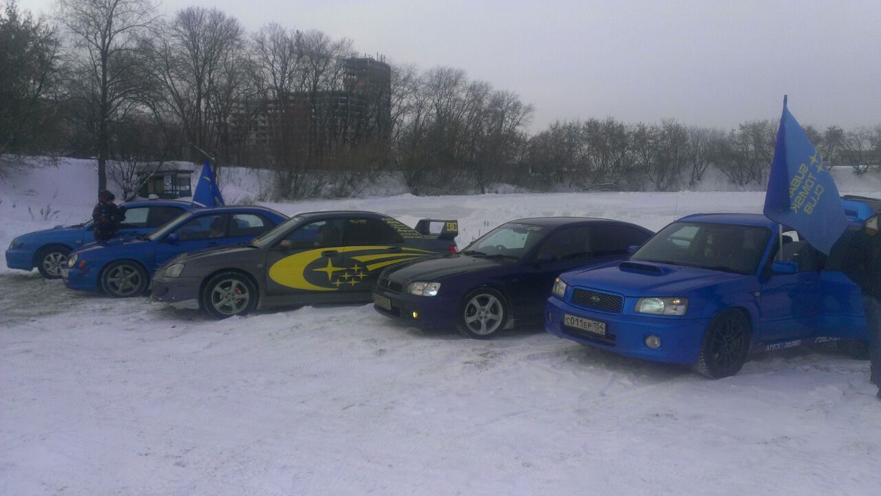 Ice Ring Subaru Vs Mitsubishi — Subaru B4 Be 2 л 2000 года