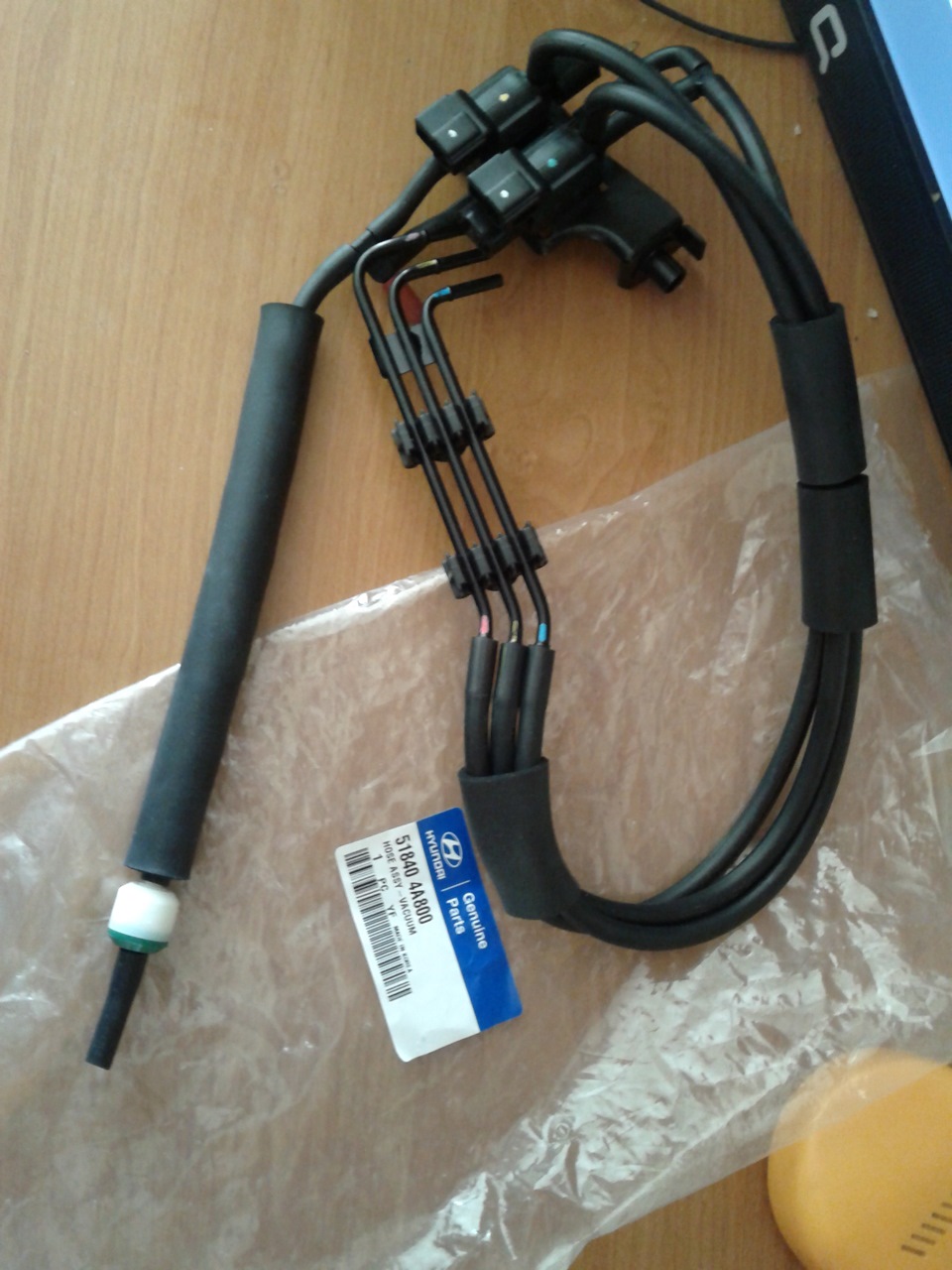 518404A800 Шланг тормозной системы KIA HYUNDAI | Запчасти на DRIVE2