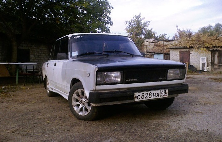 Назад в прошлое — Lada 2105, 1,8 л, 1993 года | фотография | DRIVE2