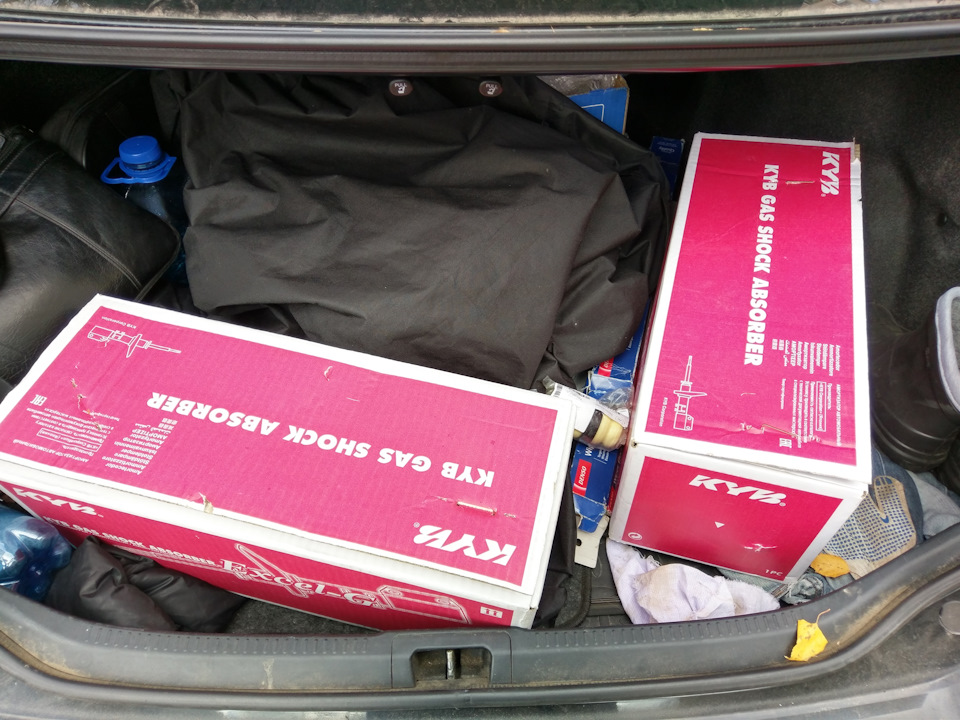 Замена стоек наKYB Серия Exelent-G. — Toyota Camry (XV50), 2,5 л, 2011 ...