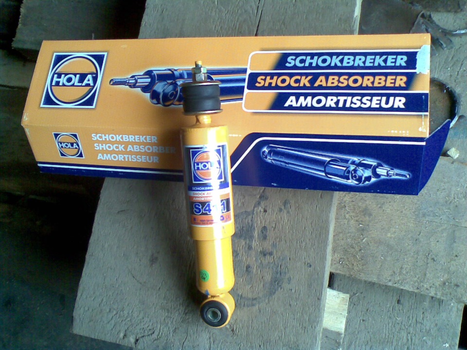 Замена передних амортизаторов — Lada 4x4 3D, 1,7 л, 2001 года ...