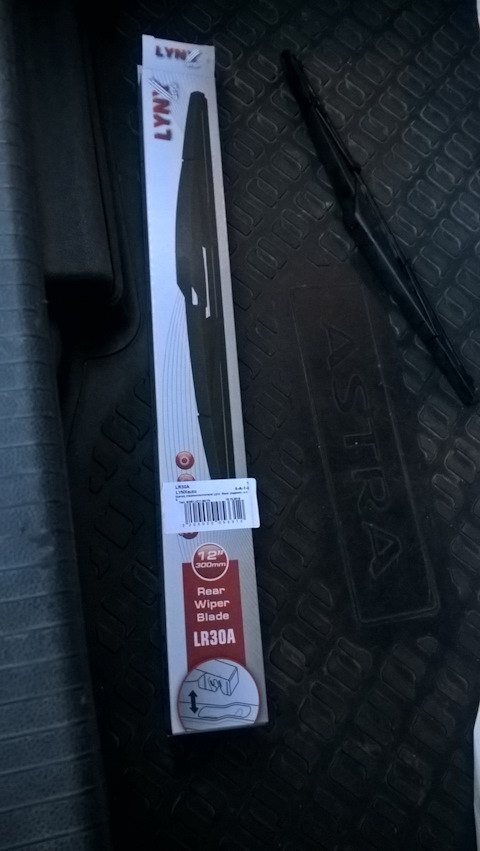 LR30A Щетка стеклоочистителя задняя, Подходит для 300мм LYNXauto ...