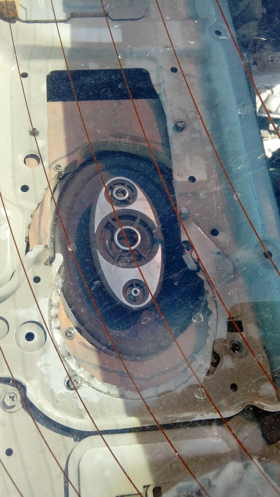 #1 Снятие заднего дивана и полки — Nissan Leopard (JY33), 3 л, 1998 ...