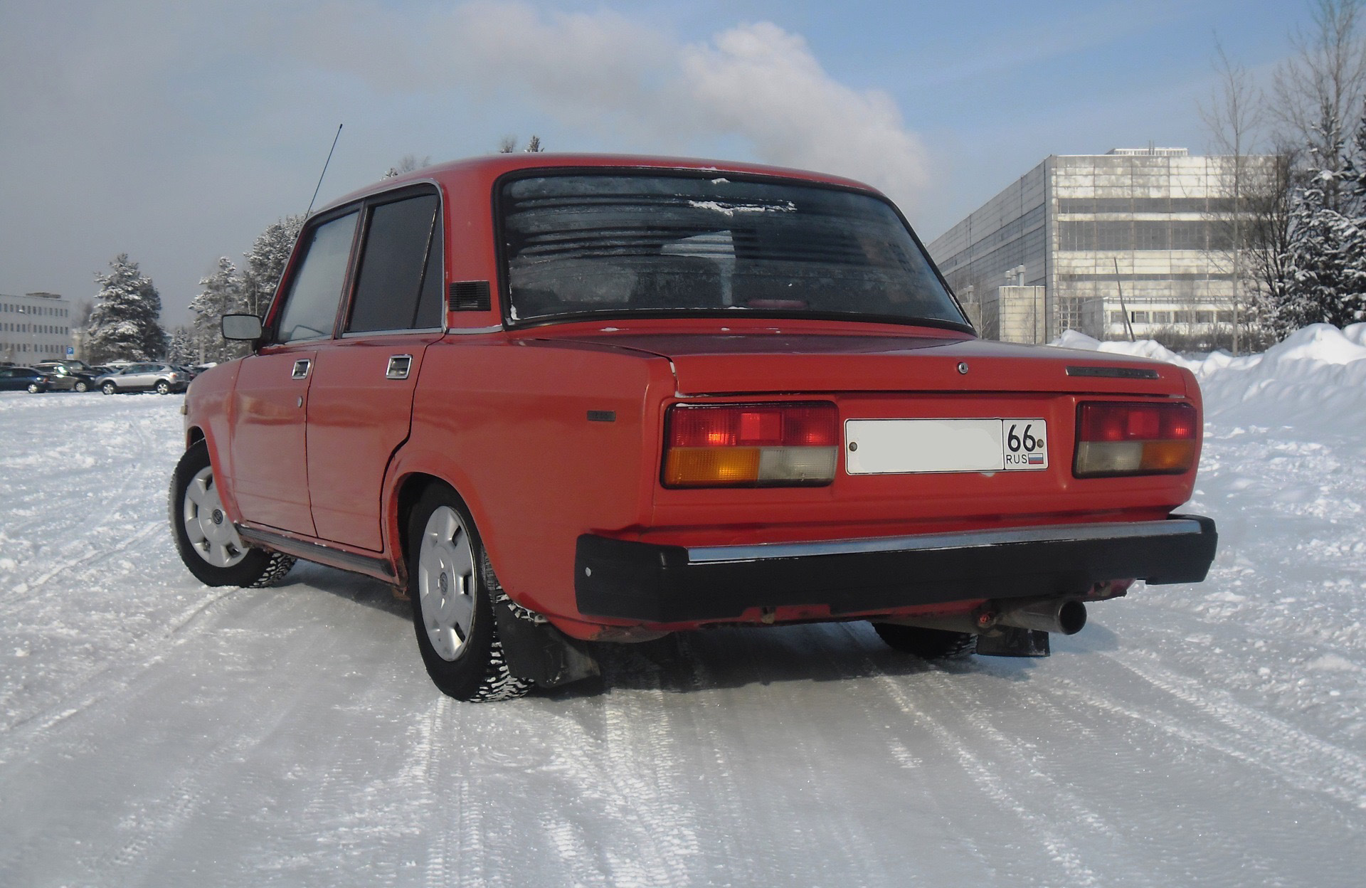 2105 или 2107 ? — Lada 2107, 1,5 л, 1990 года | просто так | DRIVE2