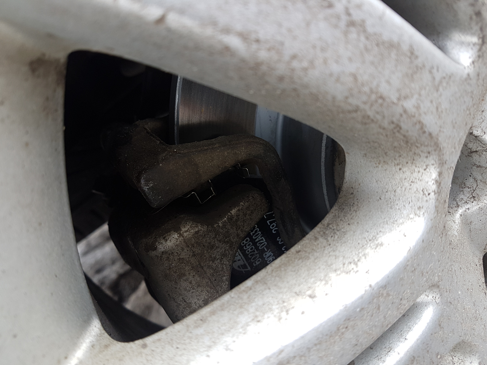 Замена задних дисков и колодок. Развал. — Opel Zafira B, 1,8 л, 2008 ...