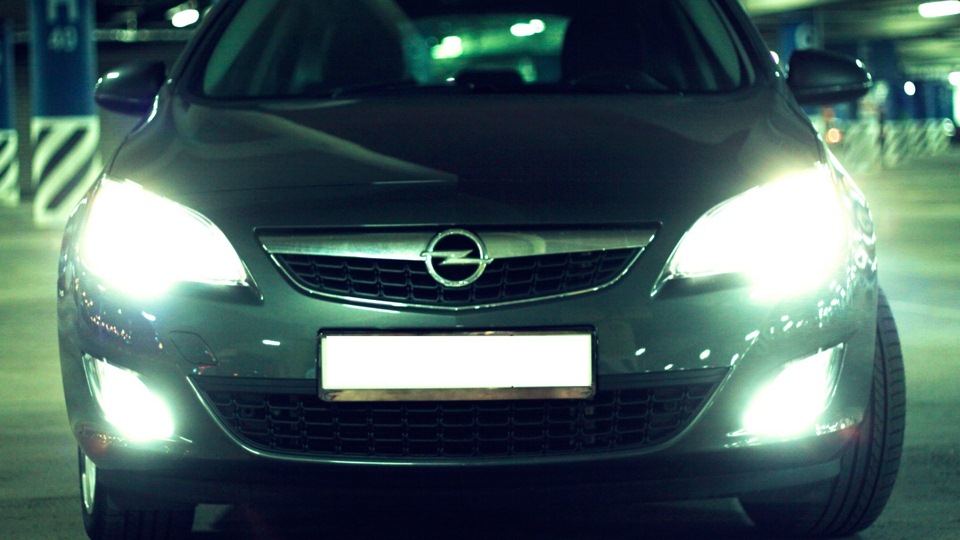Opel Astra J 1.6 бензиновый 2010 | Technical Gray на DRIVE2