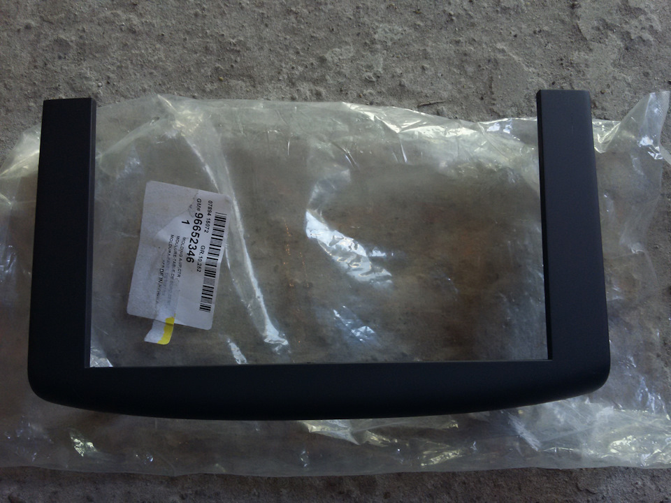 Рамка под штатную магнитолу — Chevrolet Aveo Sedan (1G), 1,5 л, 2007 ...