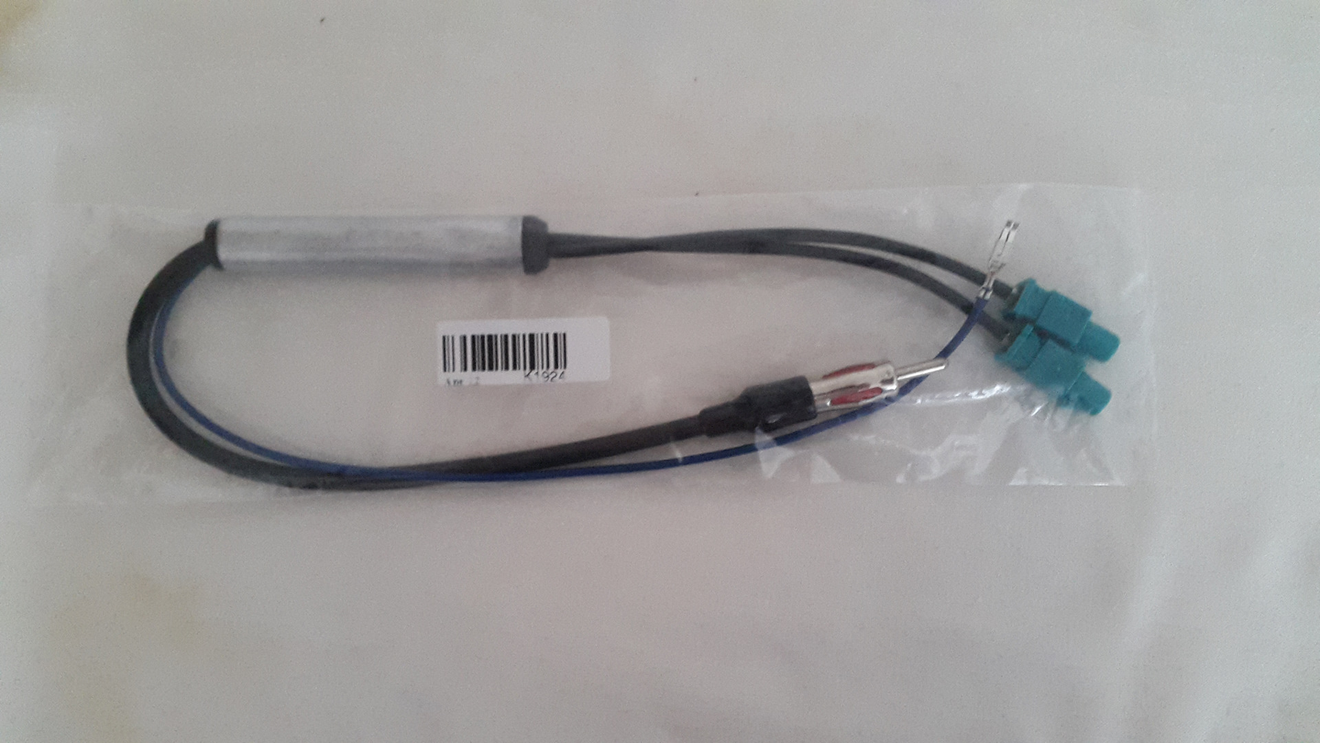 Отдам переходник для антенны VAG — Volkswagen Passat CC, 1,8 л, 2012 ...