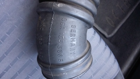 06A133356B Патрубок воздушного фильтра VAG | Запчасти на DRIVE2