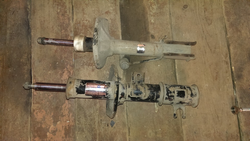 Замена тормозных блинов)и не большой подарок))) — Daewoo Nubira I, 1,6 ...