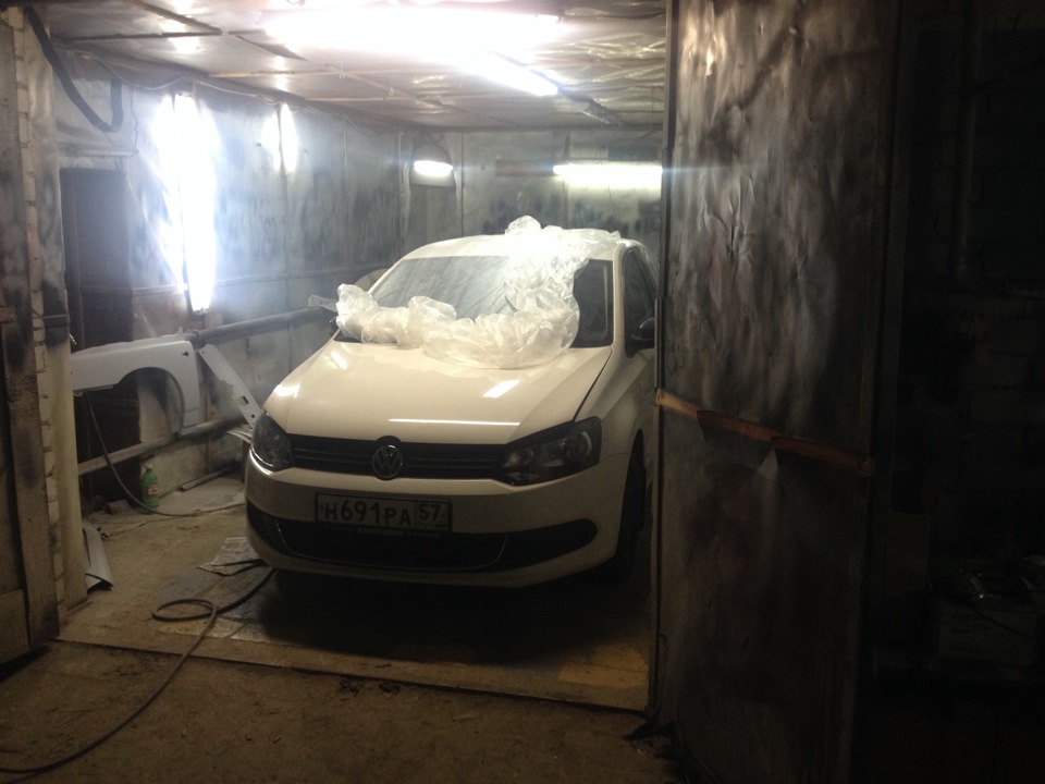 Корпуса зеркал — Volkswagen Polo Sedan, 1,6 л, 2012 года | кузовной ...