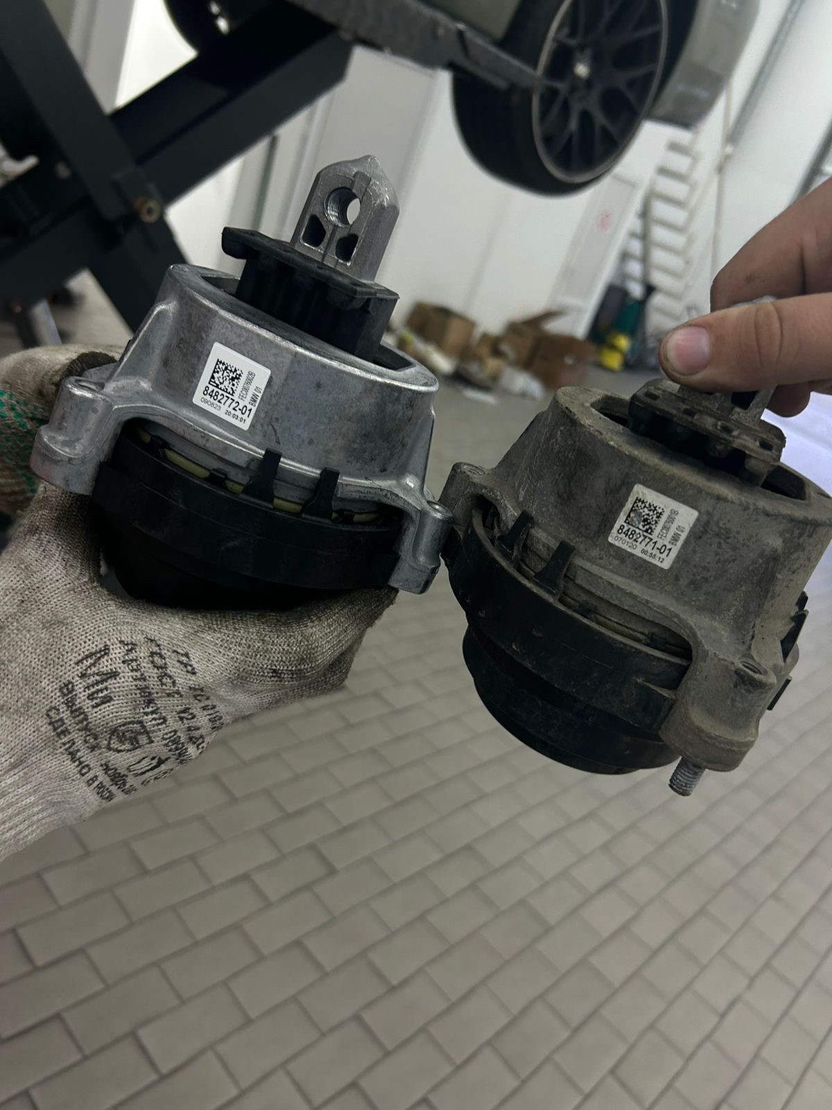 Замена подушек двигателя — BMW 5 series Touring (G31), 2 л, 2020 года ...