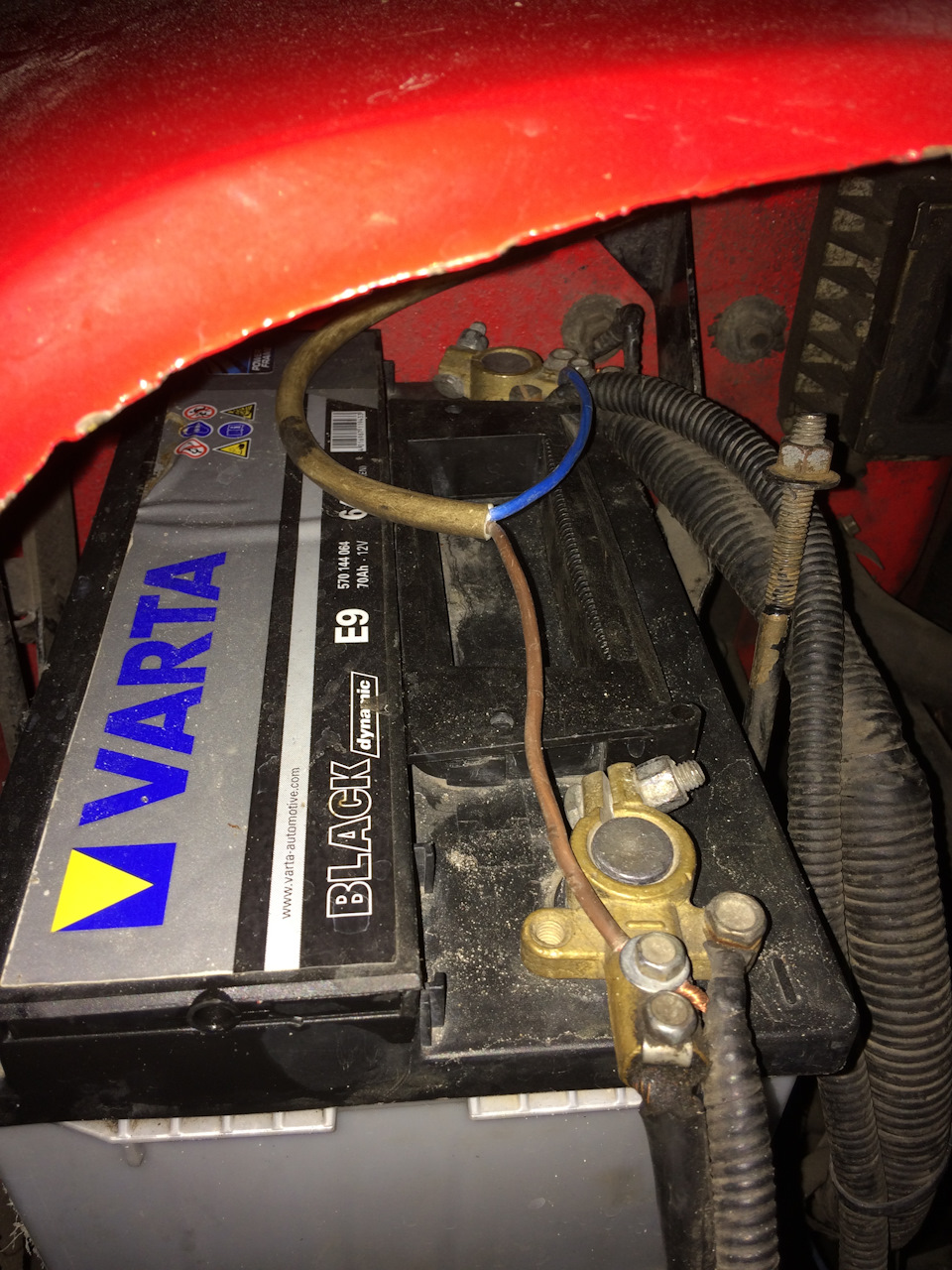 AGM аккумулятор, вместо кислотного — ГАЗ 69, 2,5 л, 1975 года ...