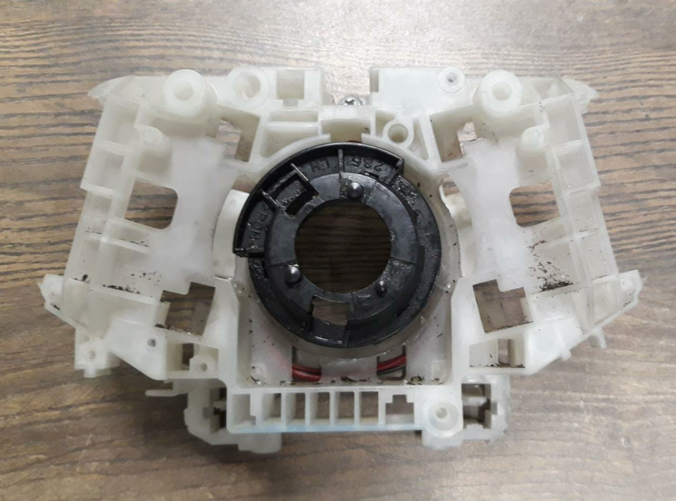 Установка подрулевых переключателей от лансер 10(Part 1) — Mitsubishi ...